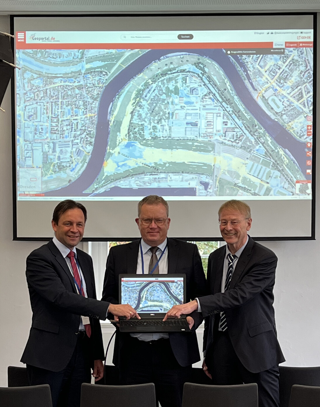 Hinweiskarte Starkregen für Sachsen - Landesamt für Geobasisinformation ...